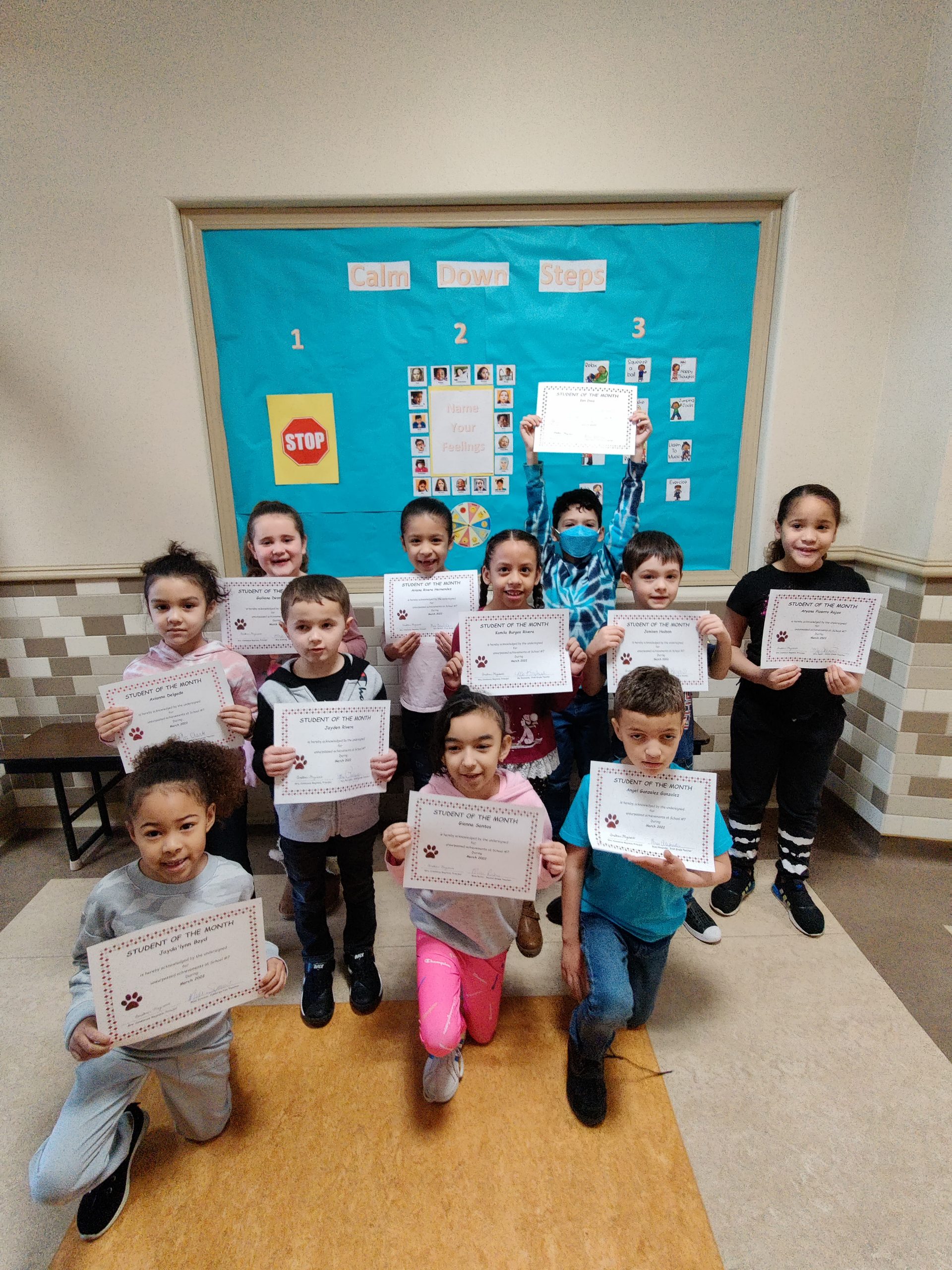 School 7 students saluted | News, Sports, Jobs - Observer Today